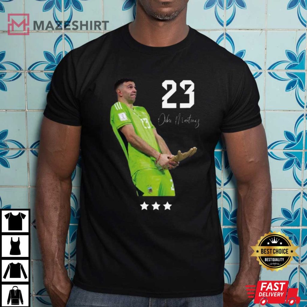 Dibu Martinez Best Goalkeeper Qatar Worldcup 2022 T-shirt